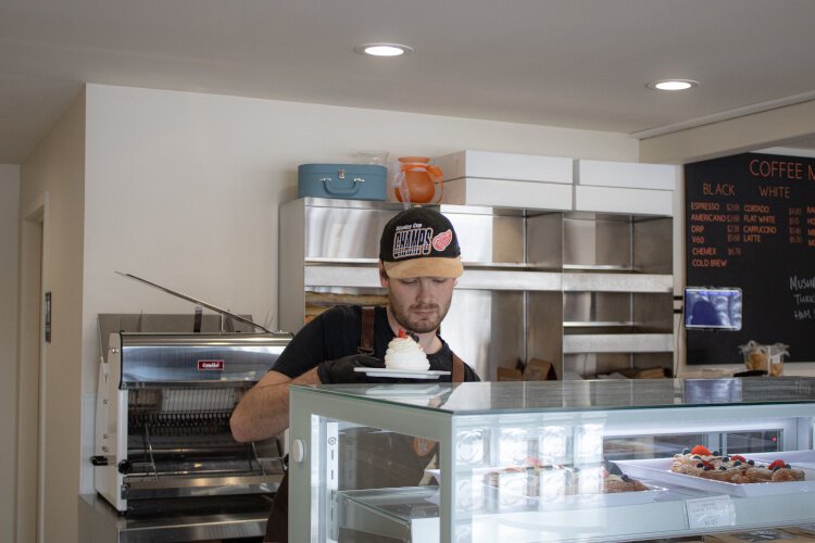 Chef Sergey’s Bakery opens in Midland’s historic Ashman Circle ...